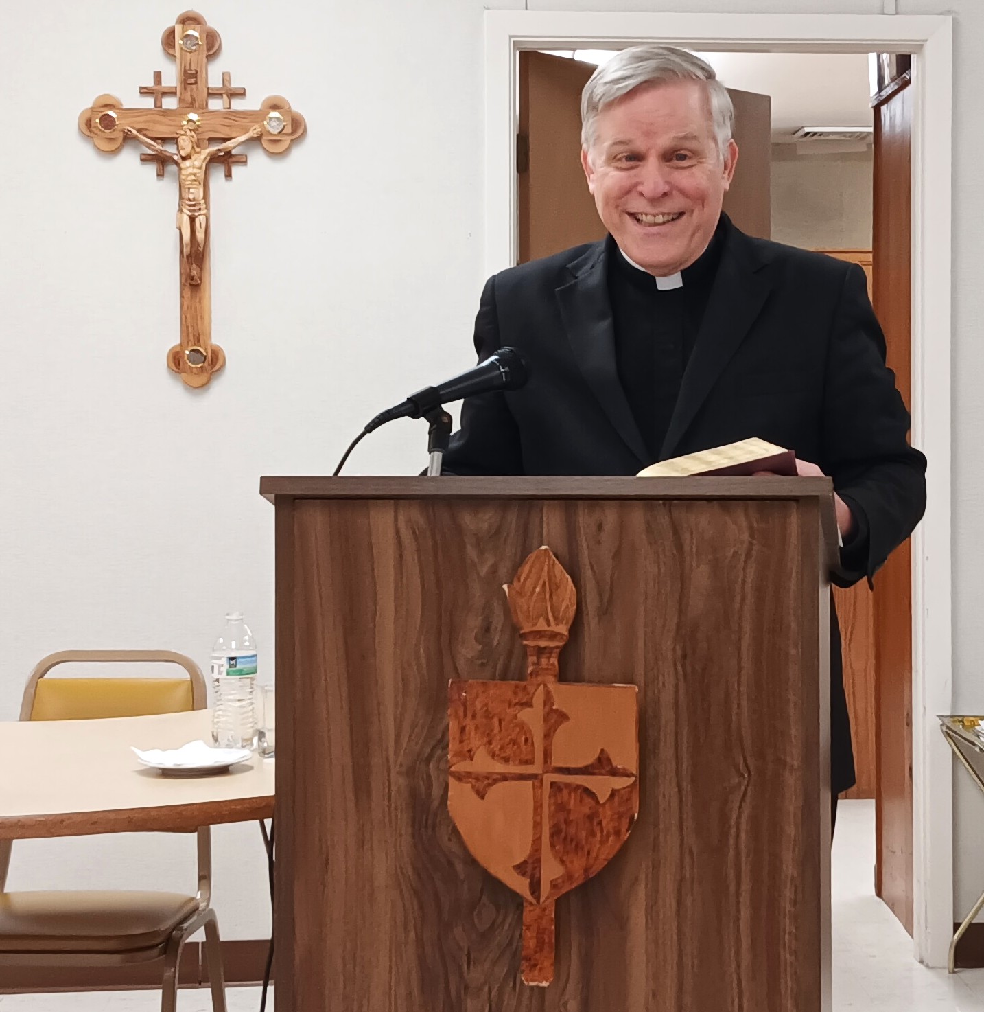 A Visit from Fr. Timothy Vaverek – Dominican Life on Lotus Lane
